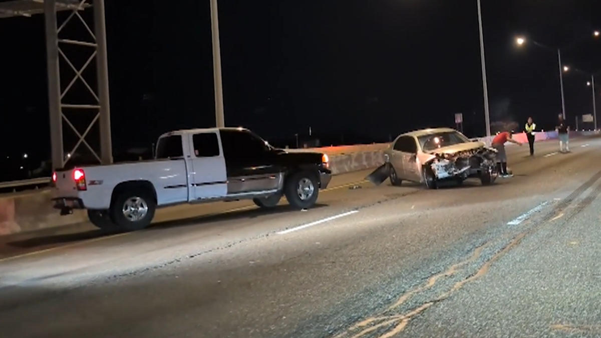 At least 1 person injured in multi-vehicle crash on I-35 in Moore