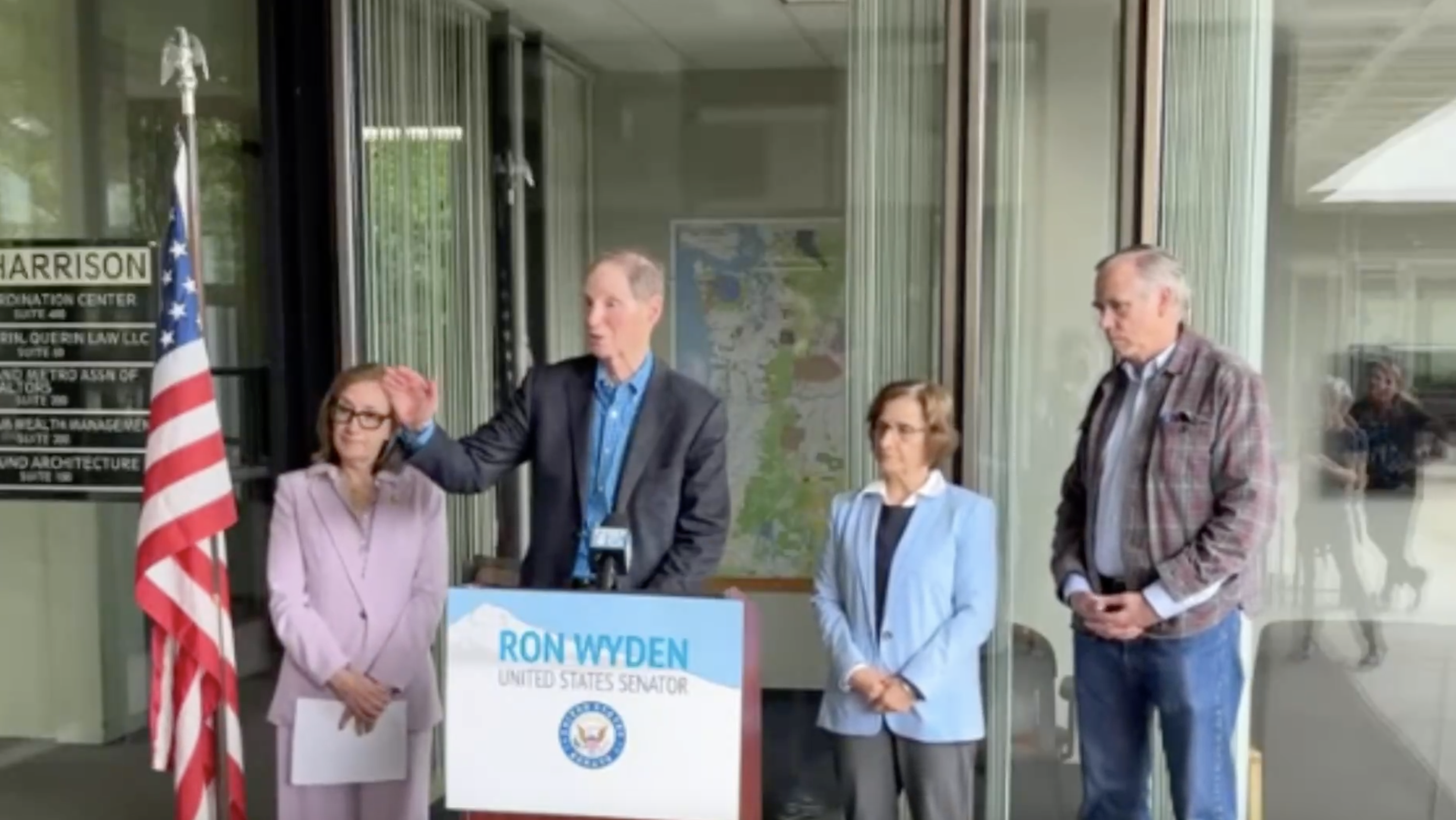 'I know what they're up to': Ron Wyden puts his foot down, calls out ...