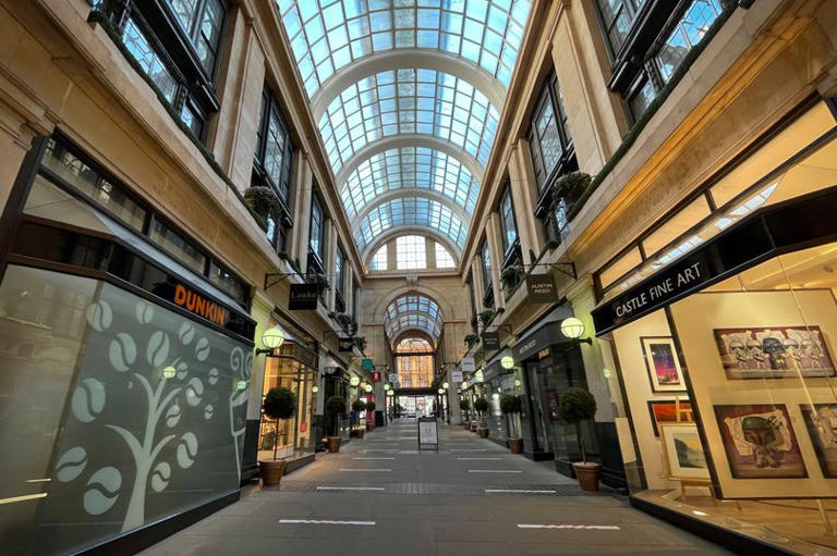 Blow for Nottingham's oldest shopping arcade as American café chain shuts