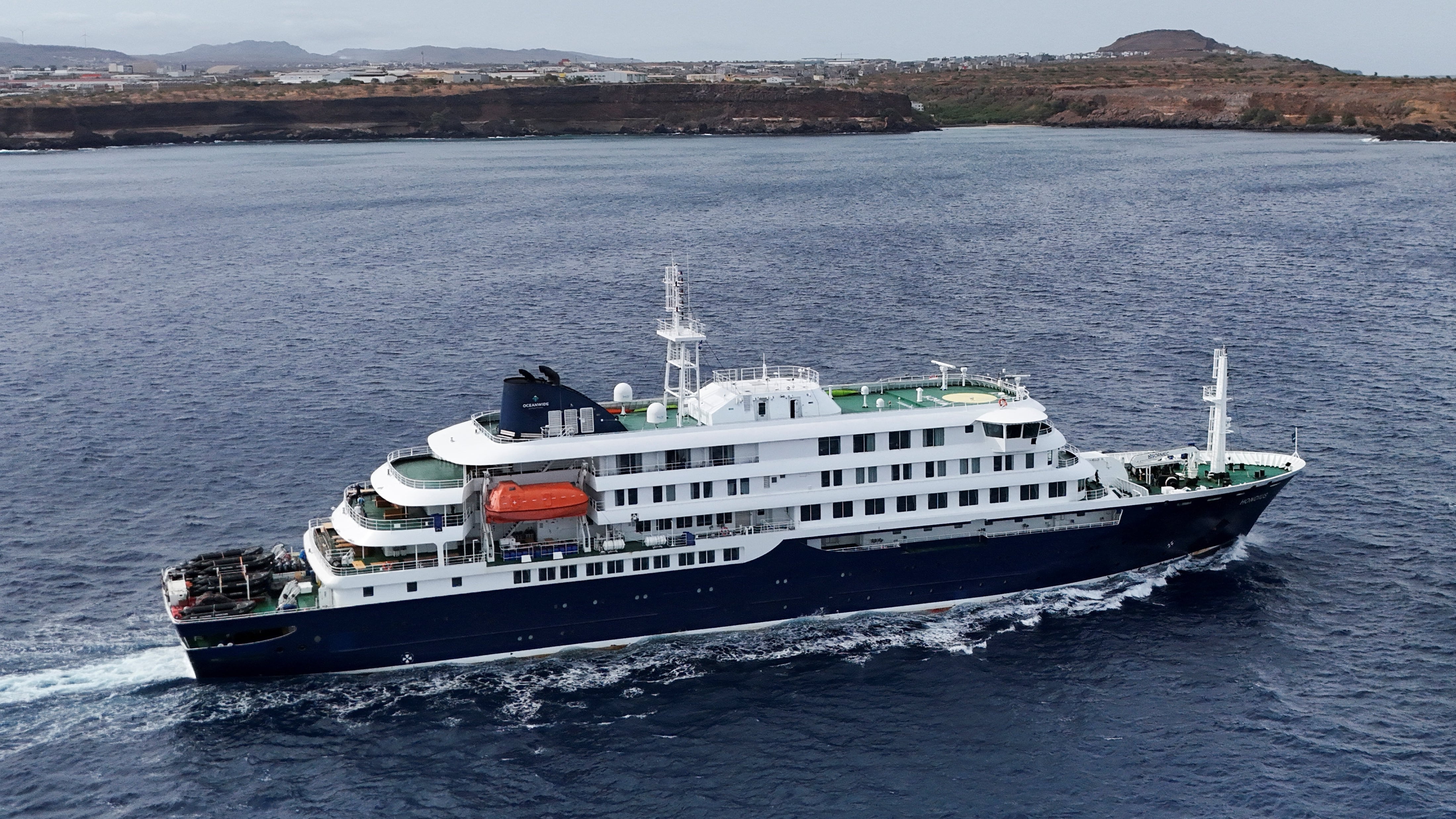 Ex-cop hospitalized with rat virus from doomed cruise speaks out