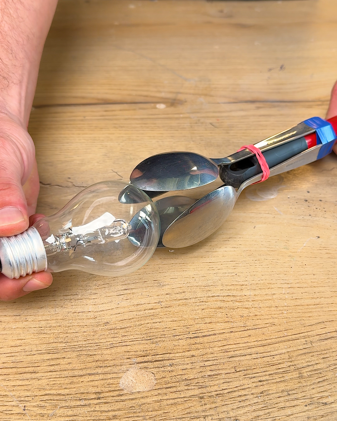 Simple hack for replacing bulbs safely💡
