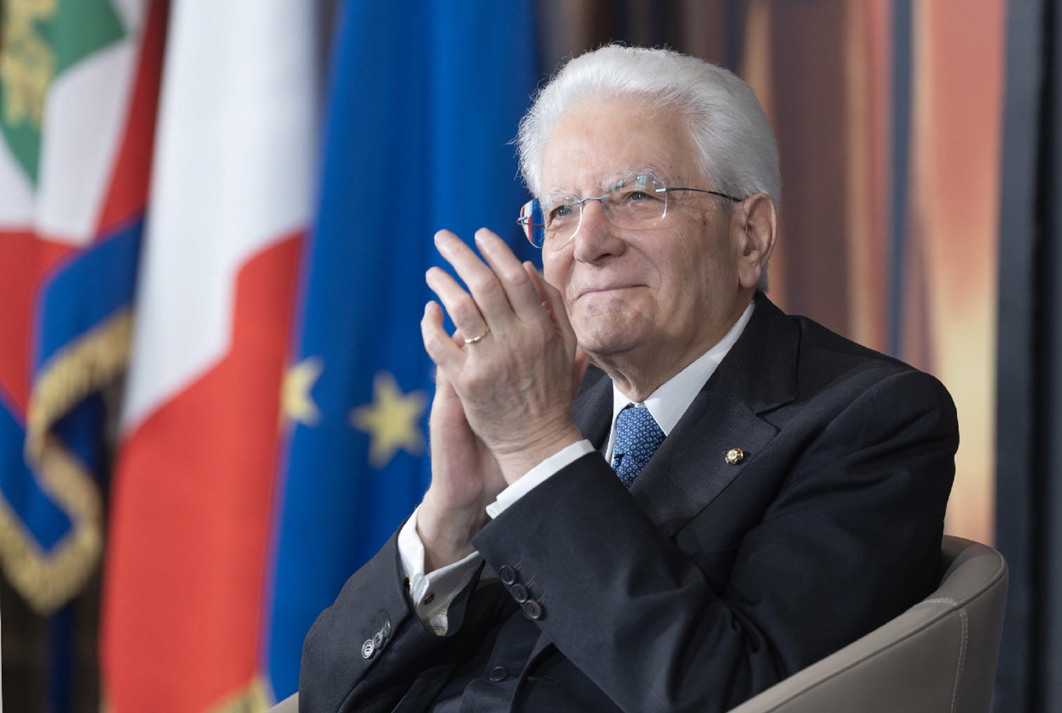 Mattarella premia due calabresi e una siciliana tra i 28 giovani ...