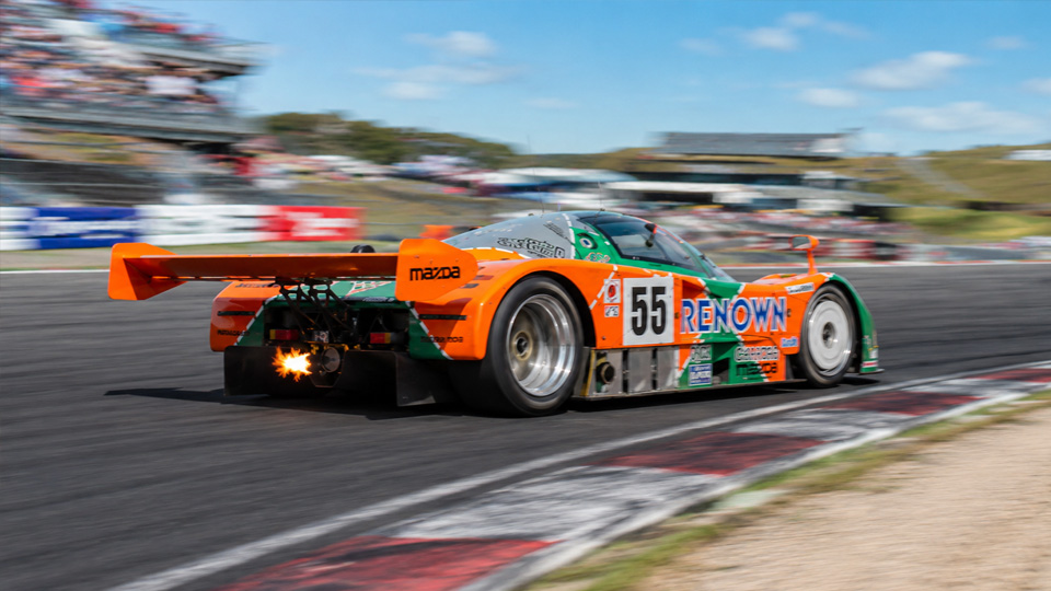 Mazda 787B R26B 4-rotor engine note 9,000 RPM