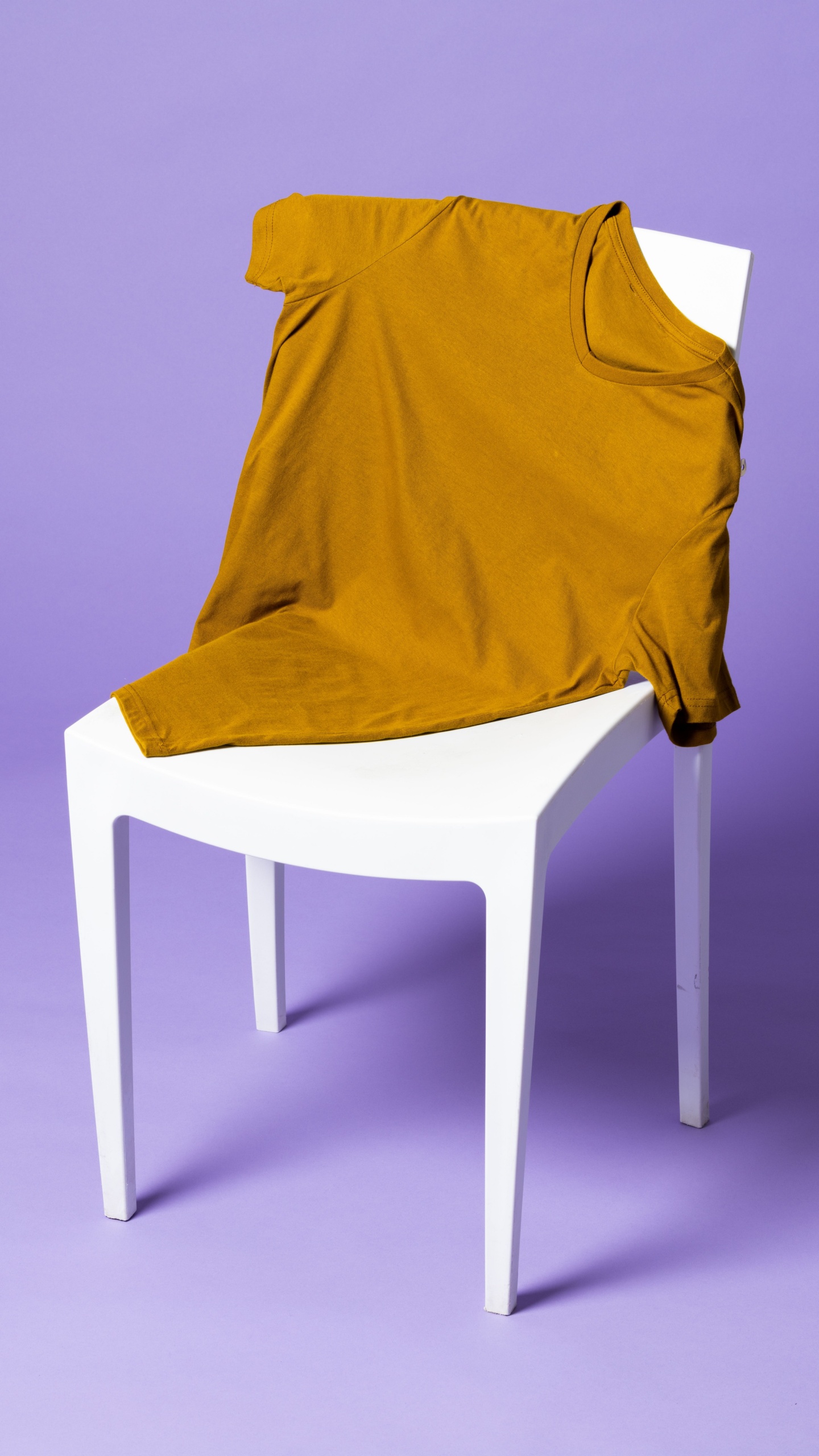 8 weirdly specific things that instantly make a house feel lived in