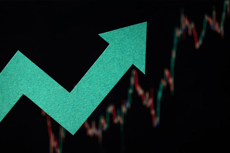 VLUE, AVUV, VBR: The small and large-cap value plays crushing growth in May