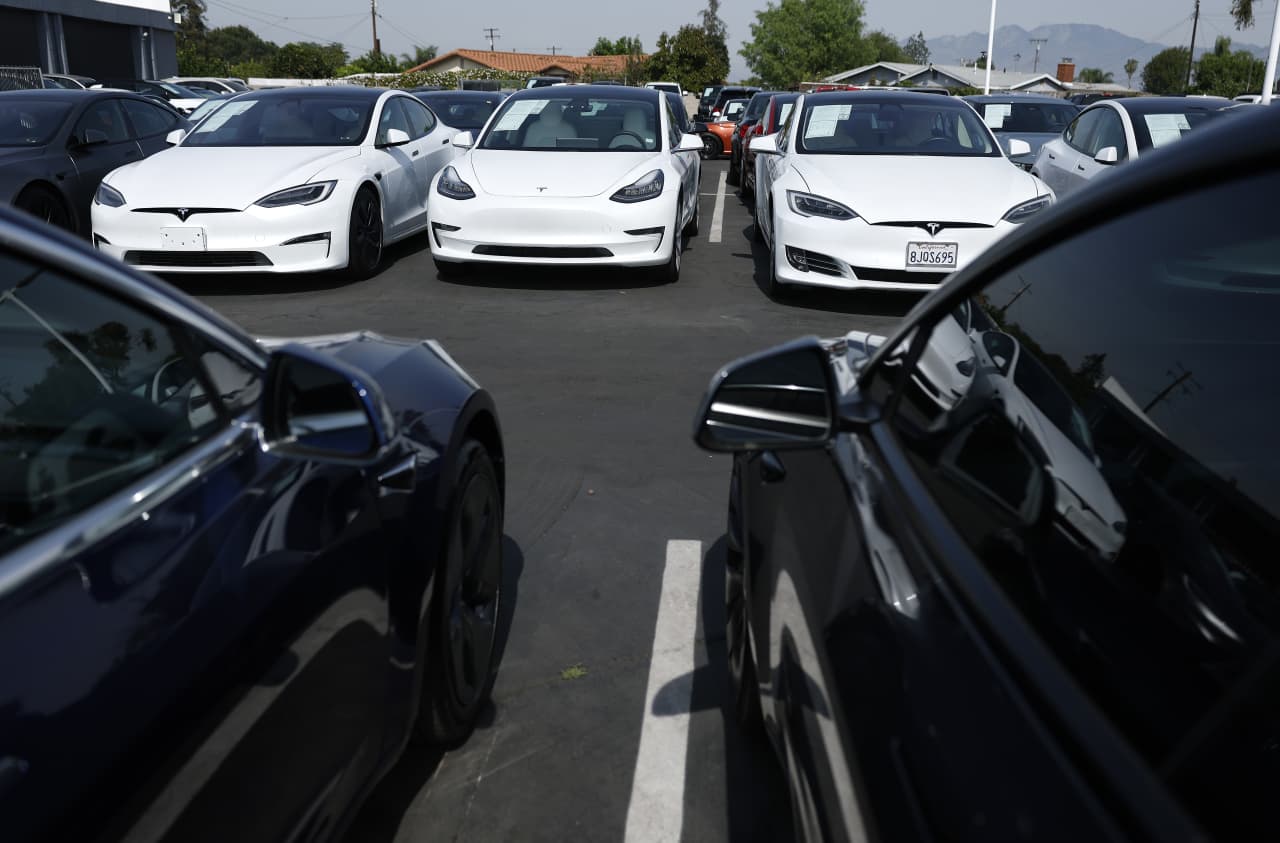 Tesla stock cracks $410. How China is helping.