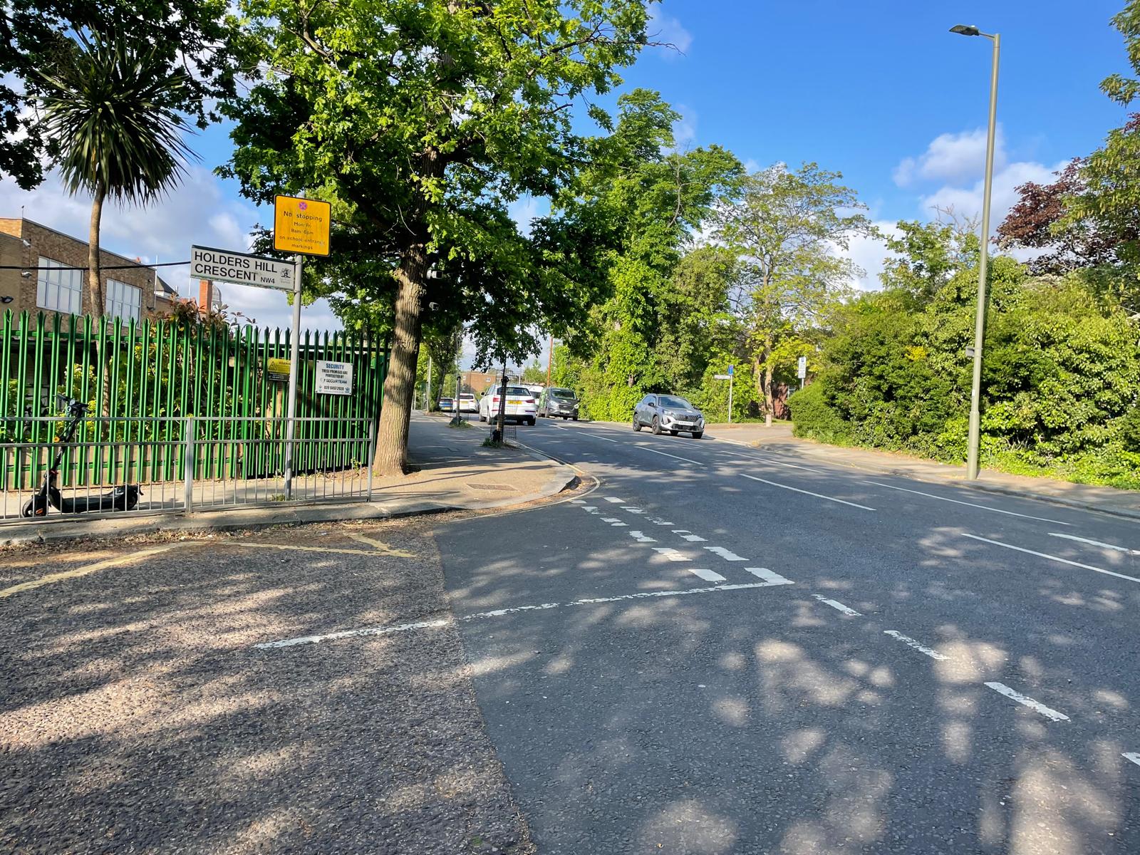 Car 'mounts pavement and speeds towards fleeing pupils' near Jewish school