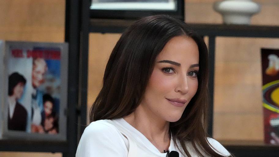 Kay Adams isn't buying into offseason narrative about Bears heading ...