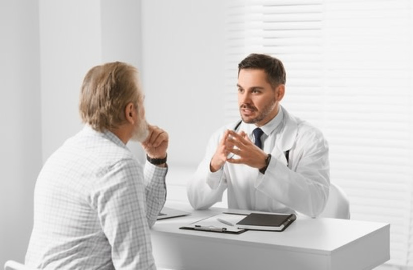 Doctor explains: When back pain indicates a serious problem
