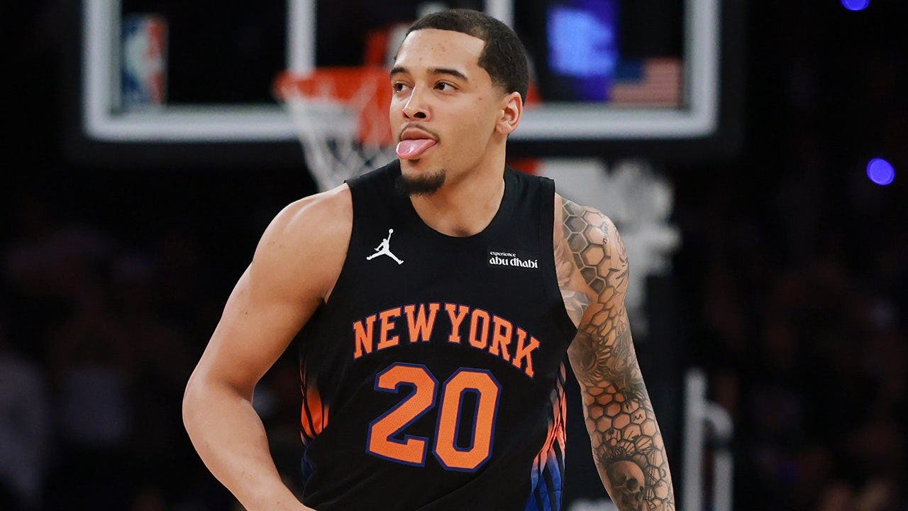 Knicks' Jeremy Sochan, 76ers' VJ Edgecombe have heated exchange after ...