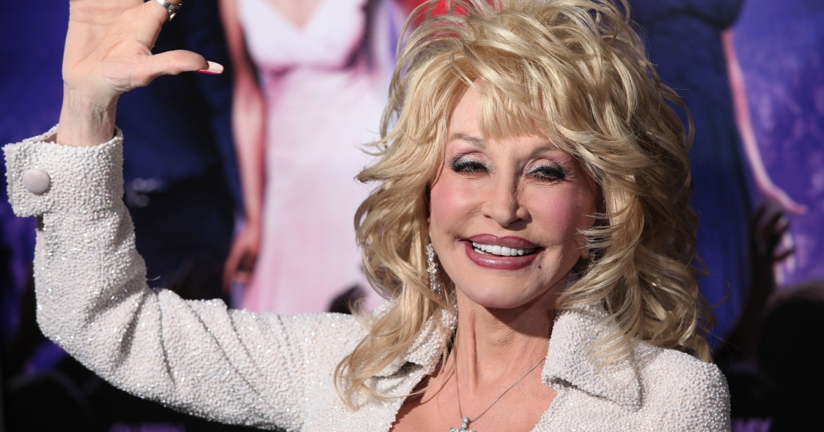 Dolly Parton shares 'bad' health update and cancels Vegas residency