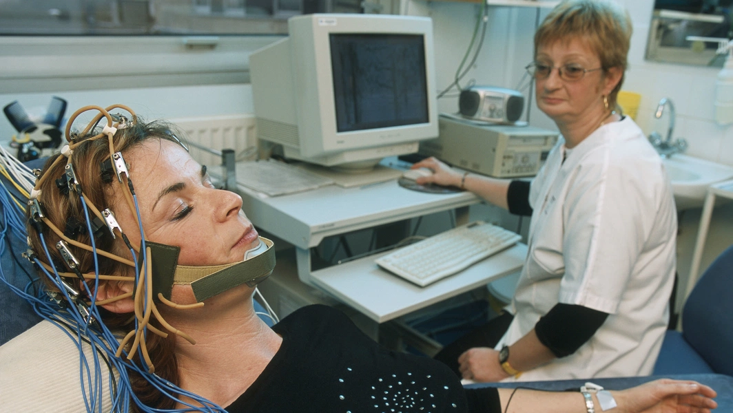 Study finds unconscious brains can process complex language