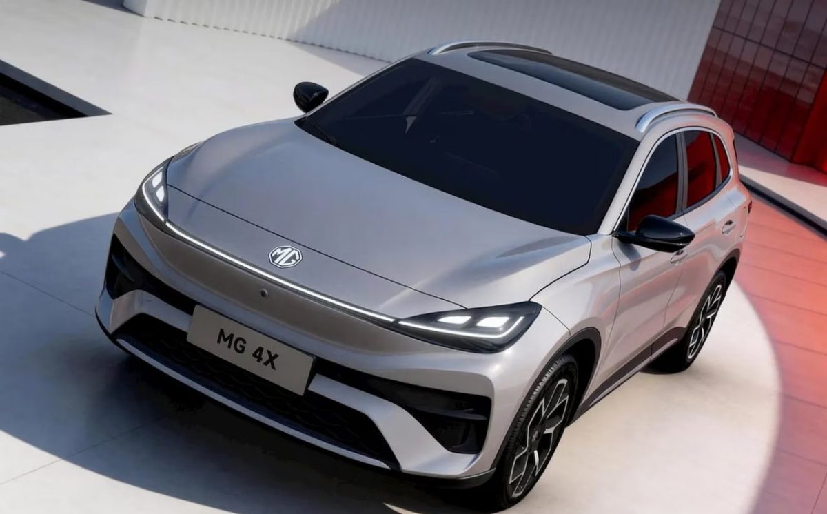 MG 4X, il SUV elettrico con batteria semi-solida è pronto per sfidare ...