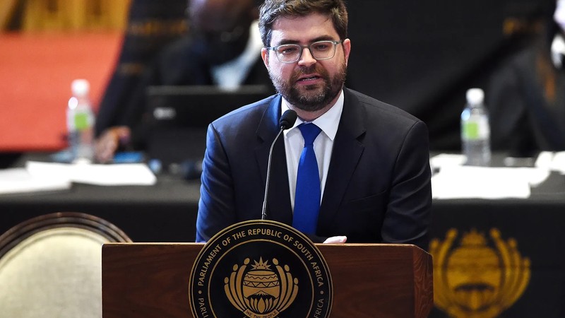 Call for inquiry over claim that Parliament officials attend "informal ...