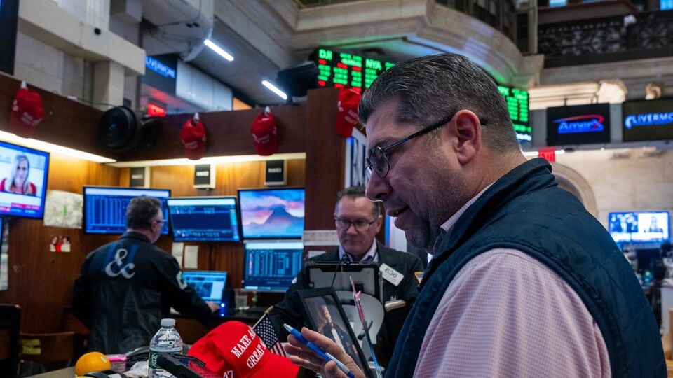 Wall Street: S&P 500, Nasdaq hit record highs as crude oil slumps on ...