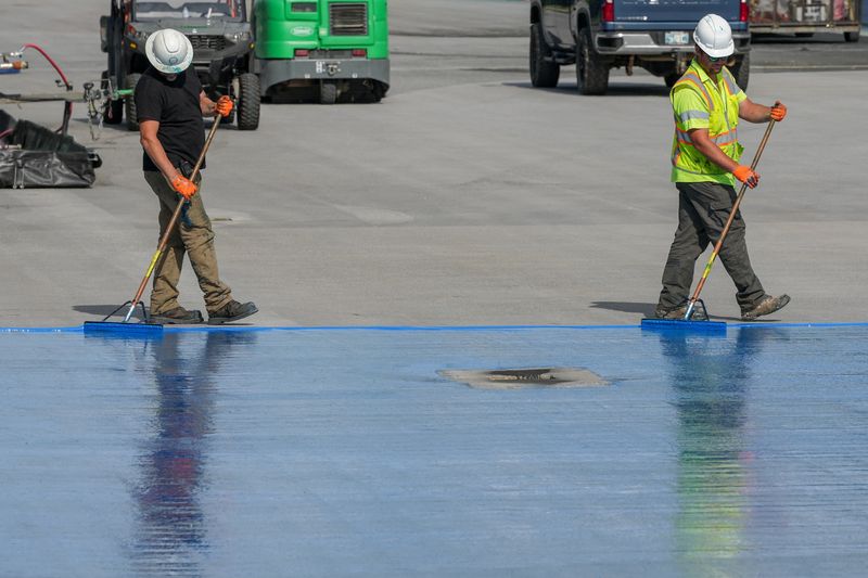 US productivity slows further in first quarter