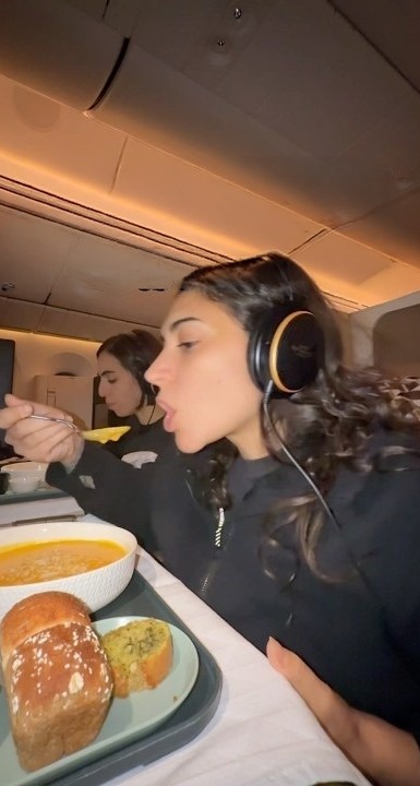 Reviewing Etihad business class experience