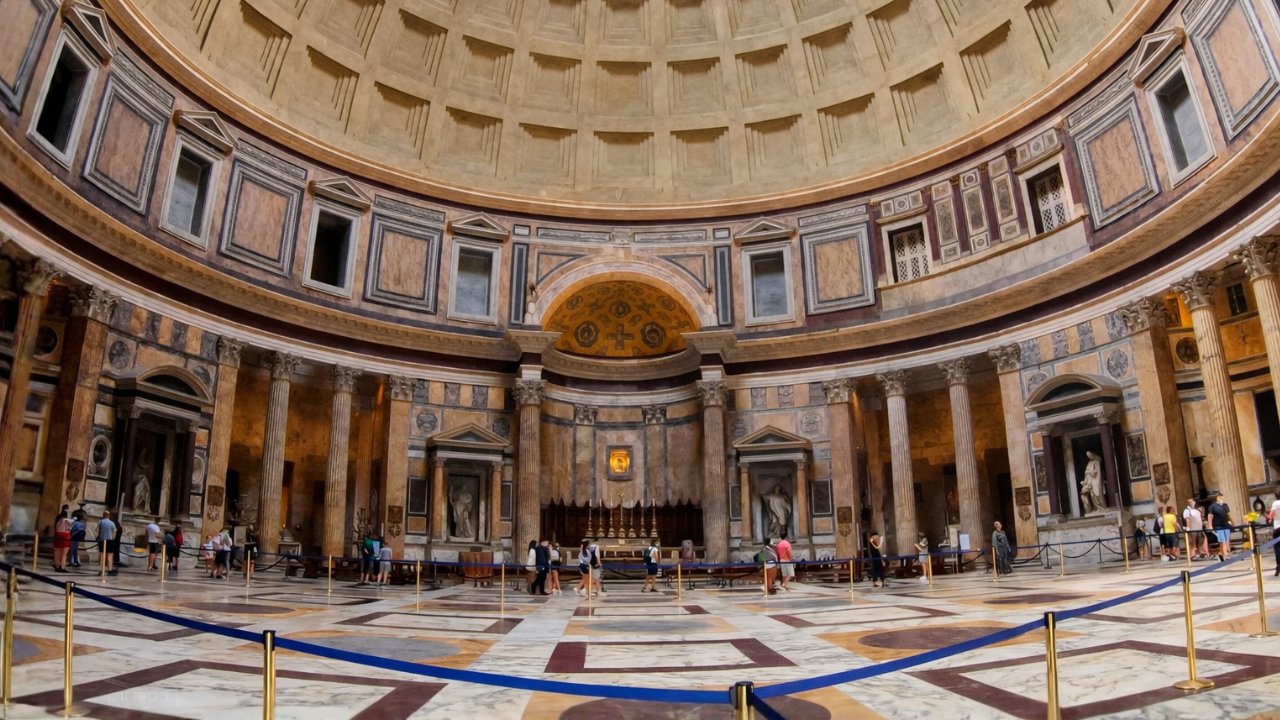 Walking inside the Pantheon in Rome (4K)