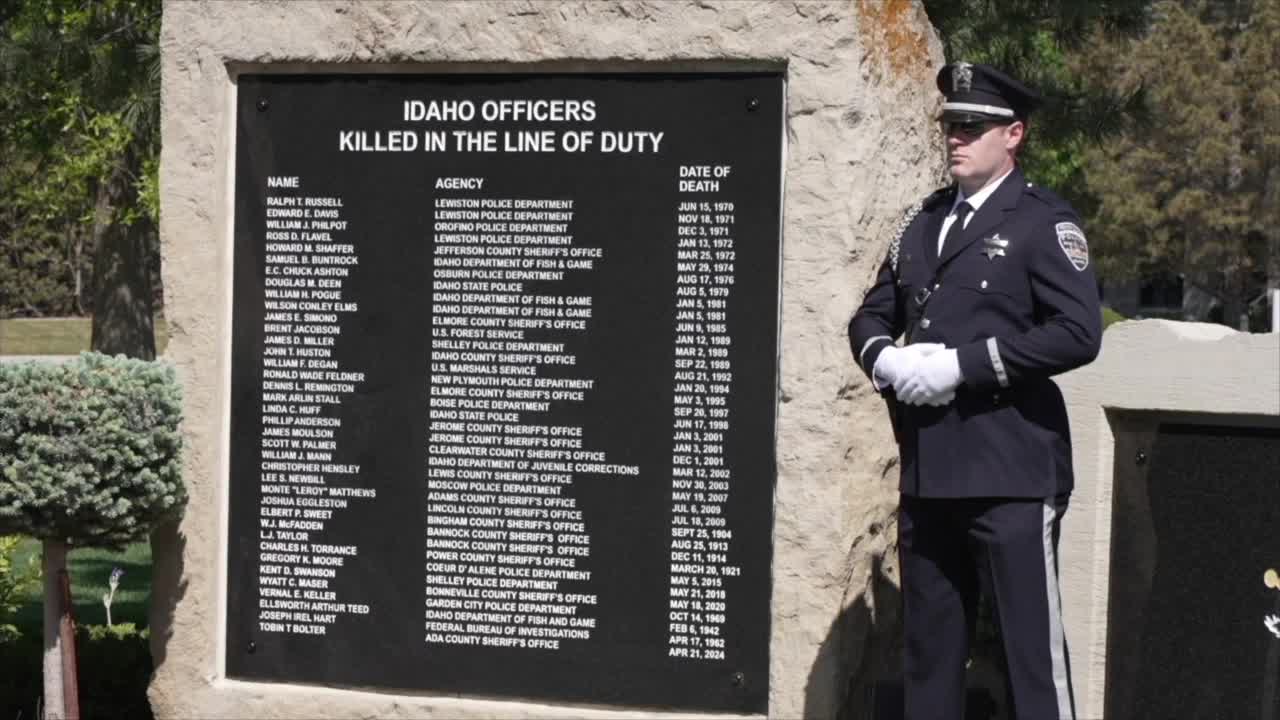 Peace officers memorial ceremony at ISP headquarters