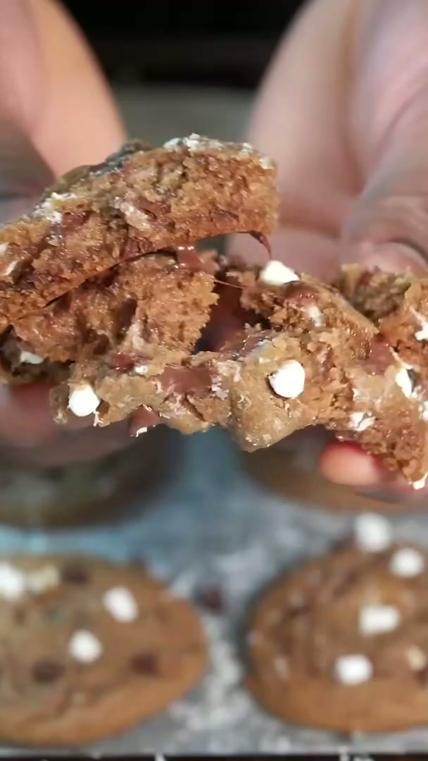 The best cookies for this Christmas | Hot chocolate cookies