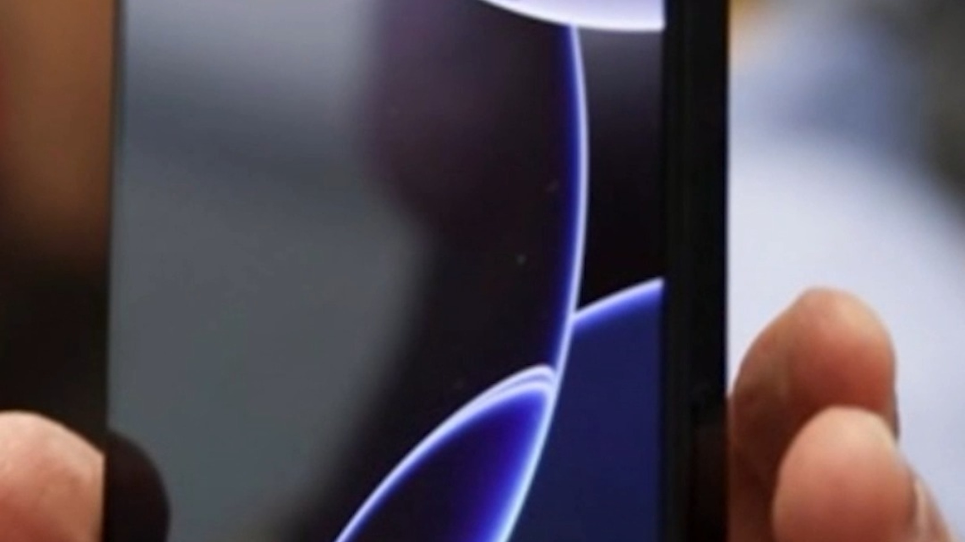 Apple's $250 million class-action settlement paves way for payouts to ...
