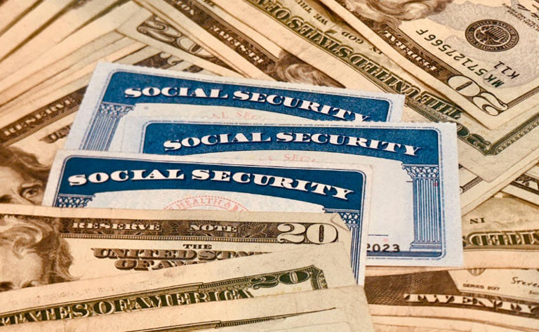 Social Security shock: Why waiting until 70 could actually cost ...