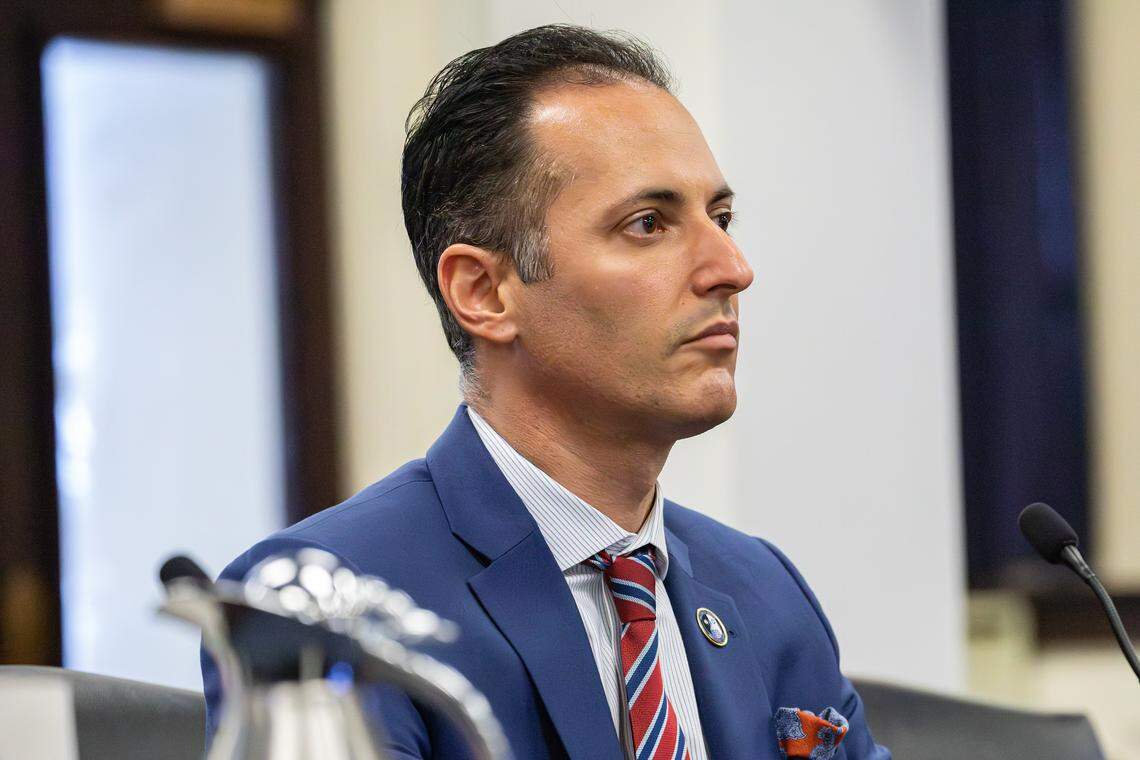 Louisville Democrats unseat Rep. Daniel Grossberg after misconduct ...