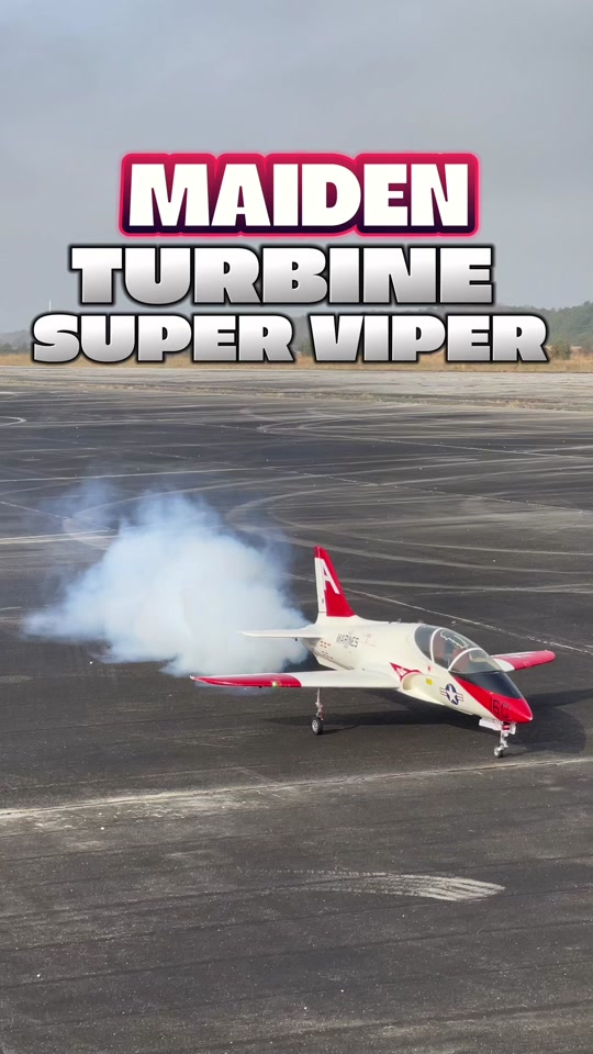 Maiden flight of my turbine super viper RC jet