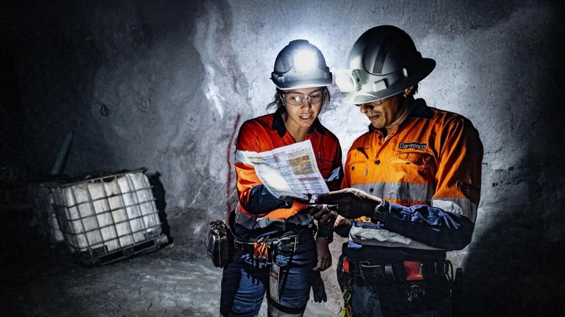 AngloGold Ashanti shareholders approve political donations ahead of ...