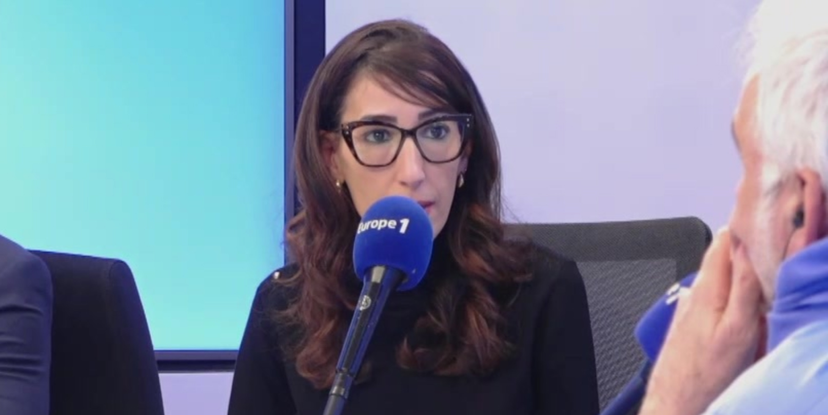 « C'était sidérant, terrifiant » : Sabrina Medjebeur témoigne des ...
