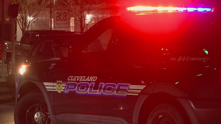Cleveland police: Motorcyclist killed in crash in city's Mount Pleasant ...