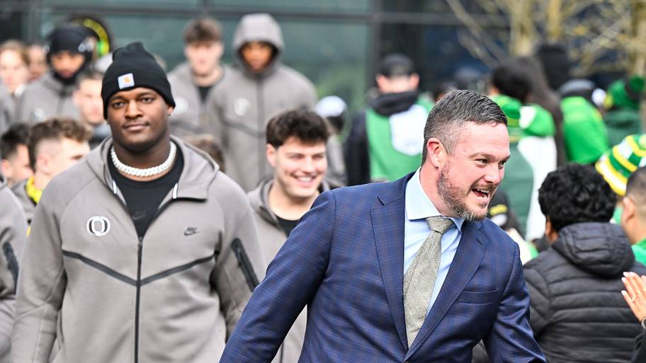 Oregon lawsuit against Dakoda Fields shows business side of transfer era