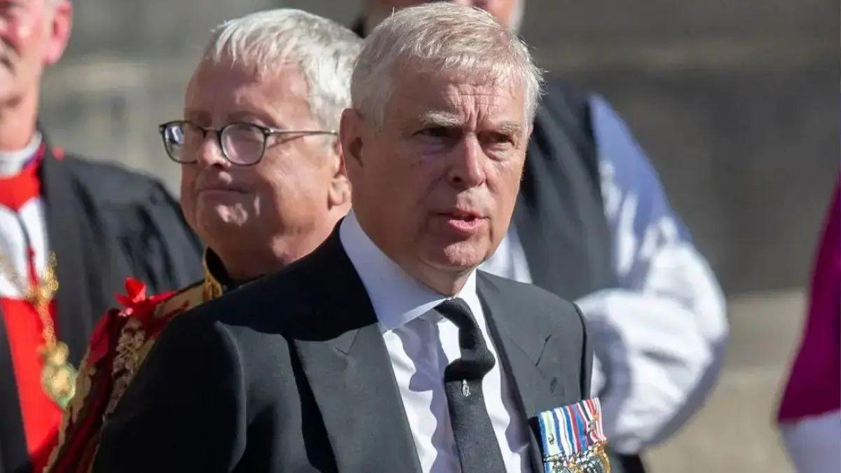 Ex-Prince Andrew threatened: Masked man arrested after being accused of ...