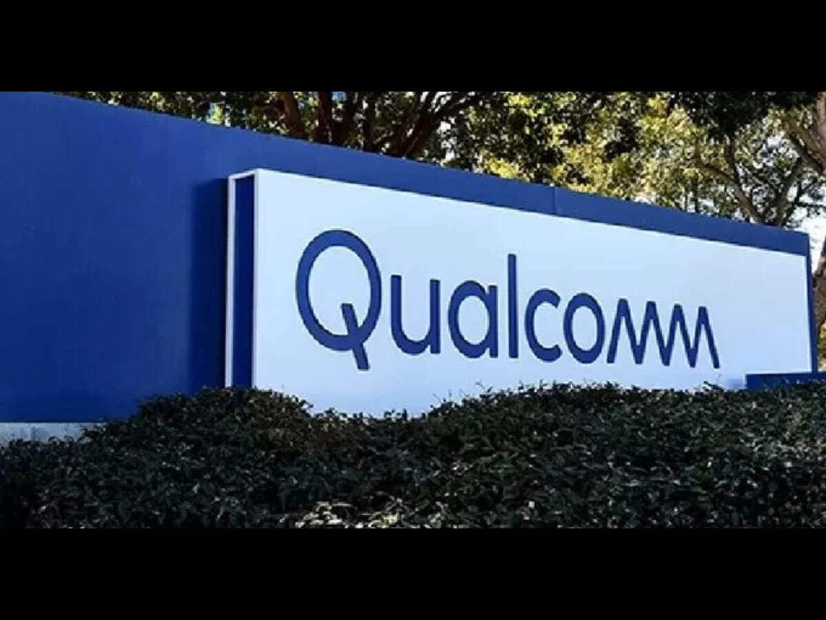 Qualcomm stock jumps 15% as AI partnership with OpenAI, new Snapdragon ...
