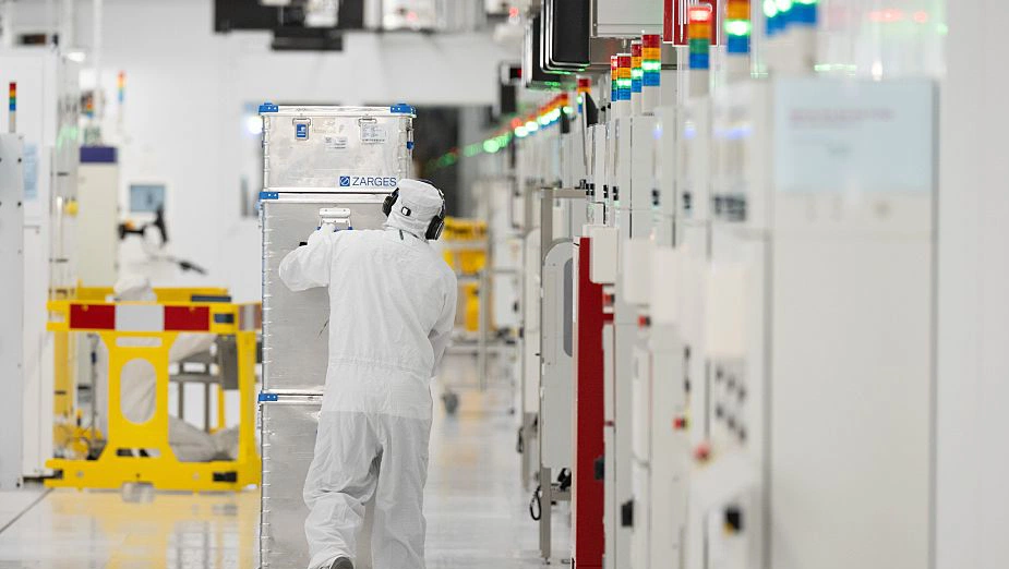 GlobalFoundries unveils first dividend alongside growth roadmap