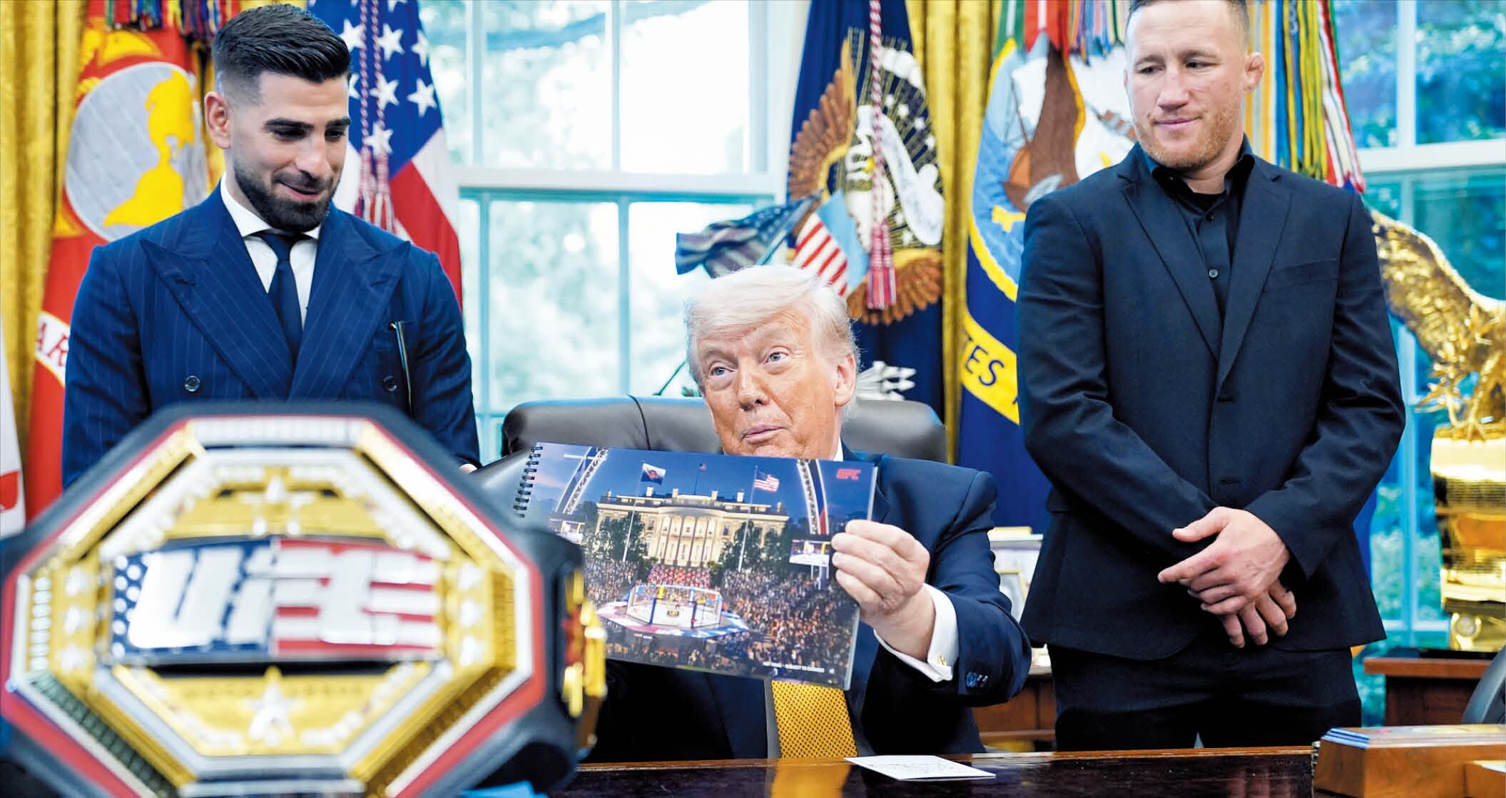 Trump: Iran agrees to abandon nuclear weapons, send uranium to US