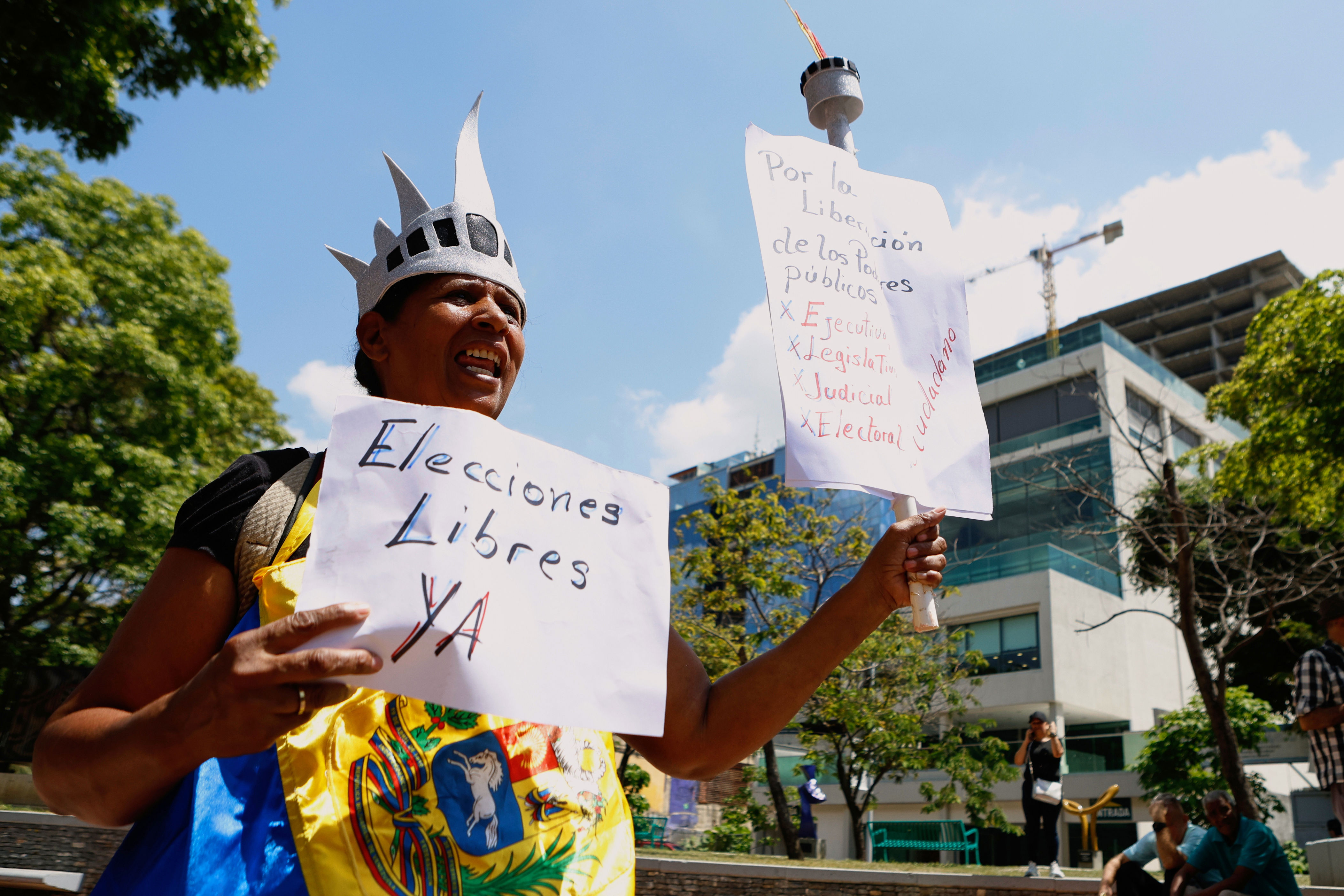 Trabajadores venezolanos piden ingresos dignos y elecciones en nueva ...