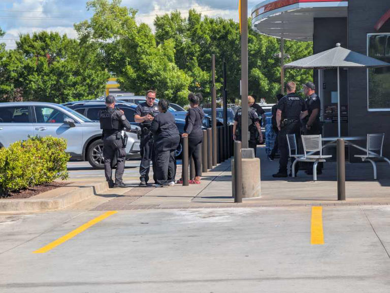 Law enforcement presence reported at Greenville QuikTrip