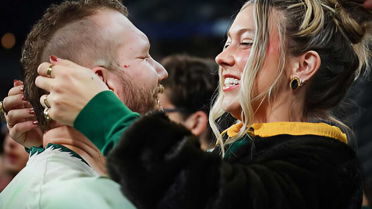 Springboks star RG Snyman and his wife Saskia joyfully announce they're ...