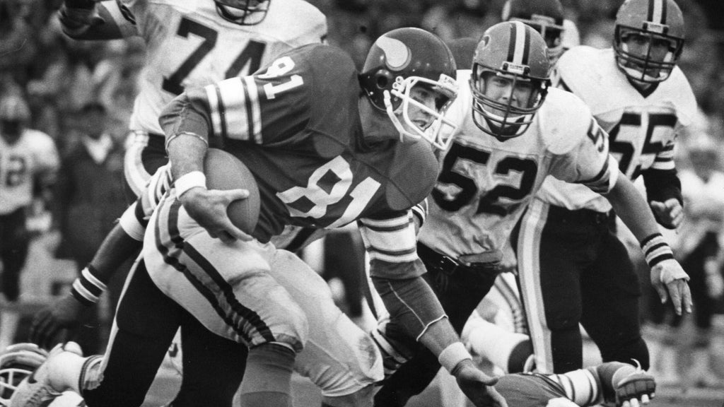 Joe Senser, Vikings tight end and Twin Cities restaurateur, dies at 69