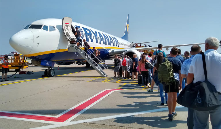 Ryanair adds flights for Champions Cup final as Leinster face Bordeaux