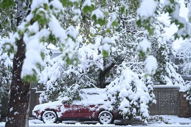 Recap: Rockies May snowstorm dumped 30+ inches of snow in Colorado ...