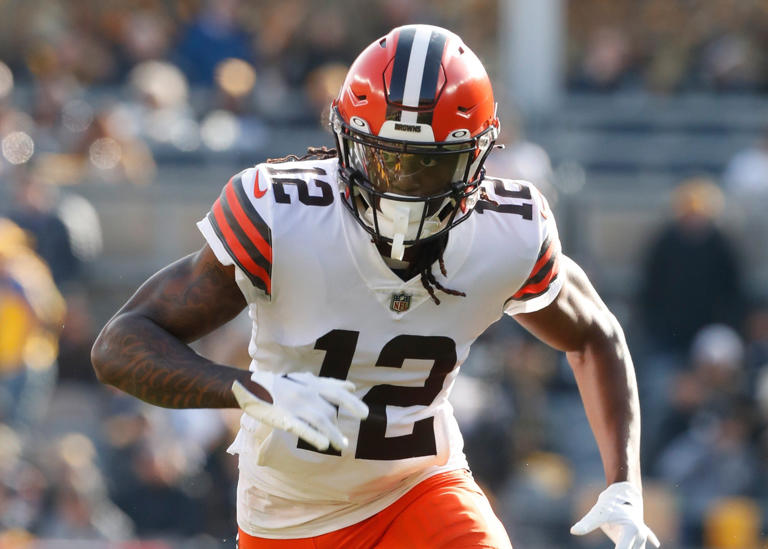 Broncos cut wide receiver to make room for UFL signing