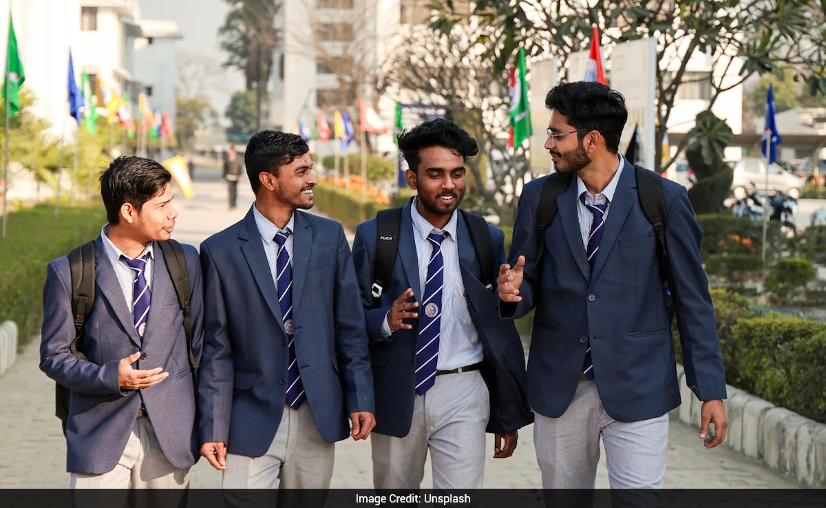 School assembly news headlines (May 8): Top national, world, business ...