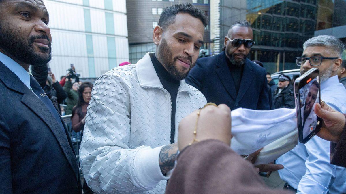 Chris Brown paternity case: Could rapper lose custody of his and ex ...