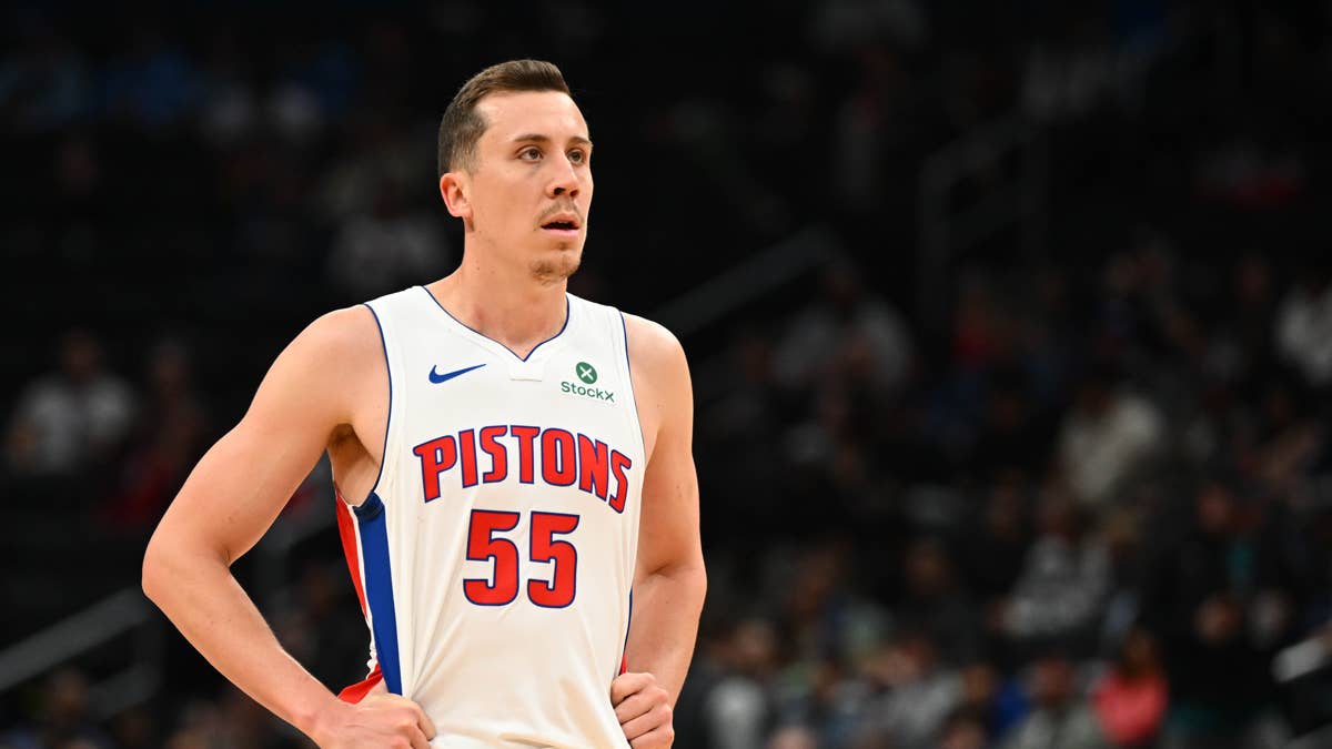 Duncan Robinson receives NBA award before Pistons-Cavaliers Game 2