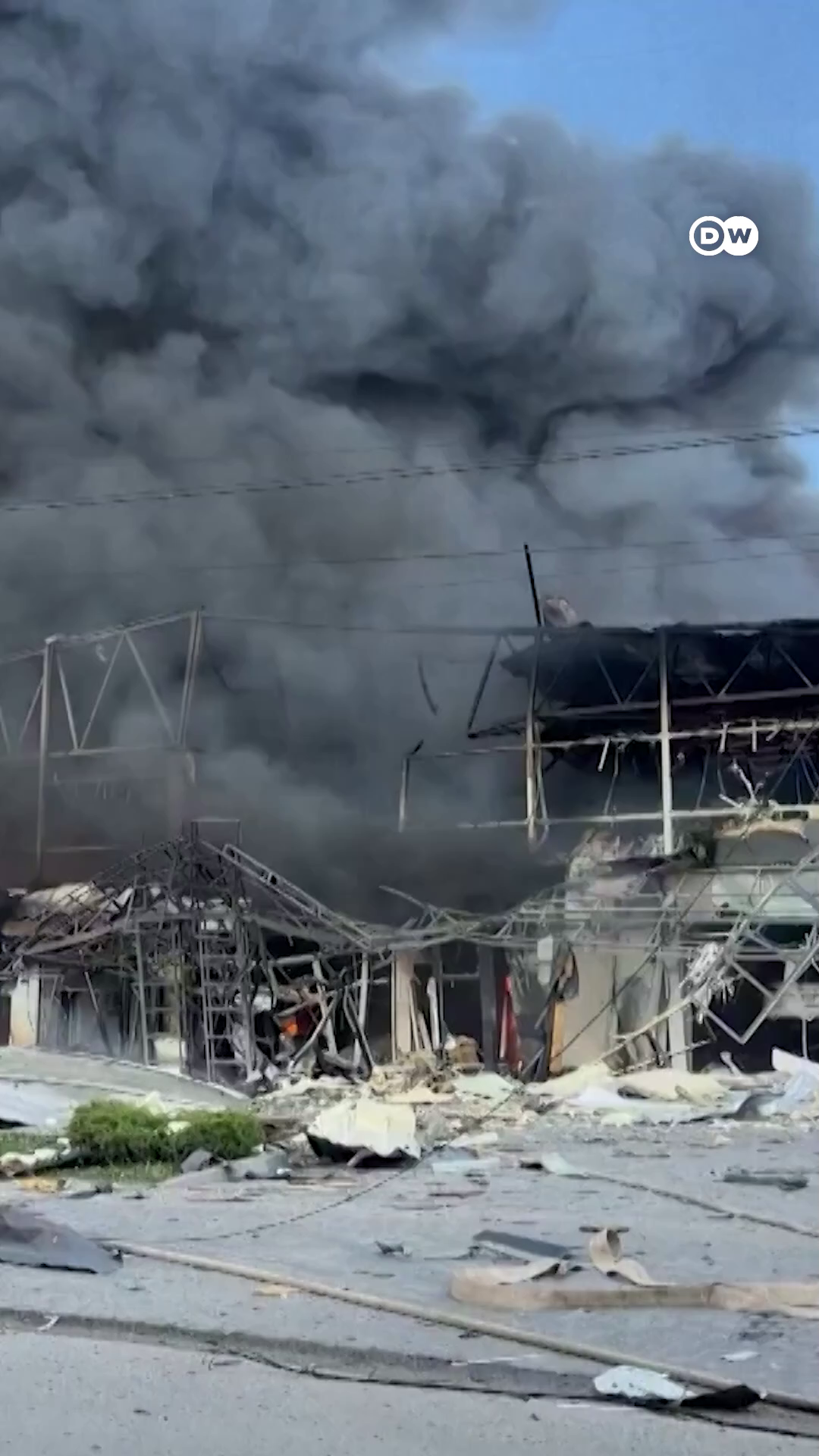 Deadly Russian strikes hit Ukraine ahead of proposed ceasefire