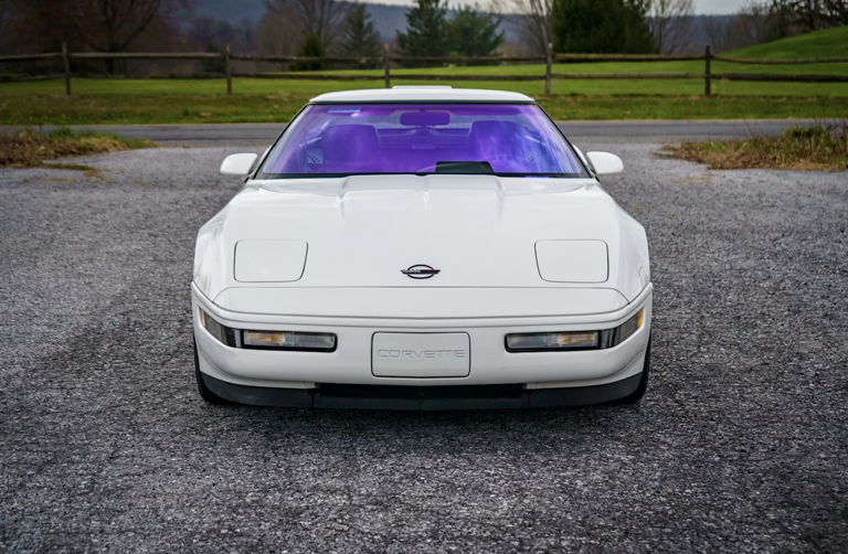 Low-mileage 1991 Corvette ZR-1 draws strong bidding ahead of auction close