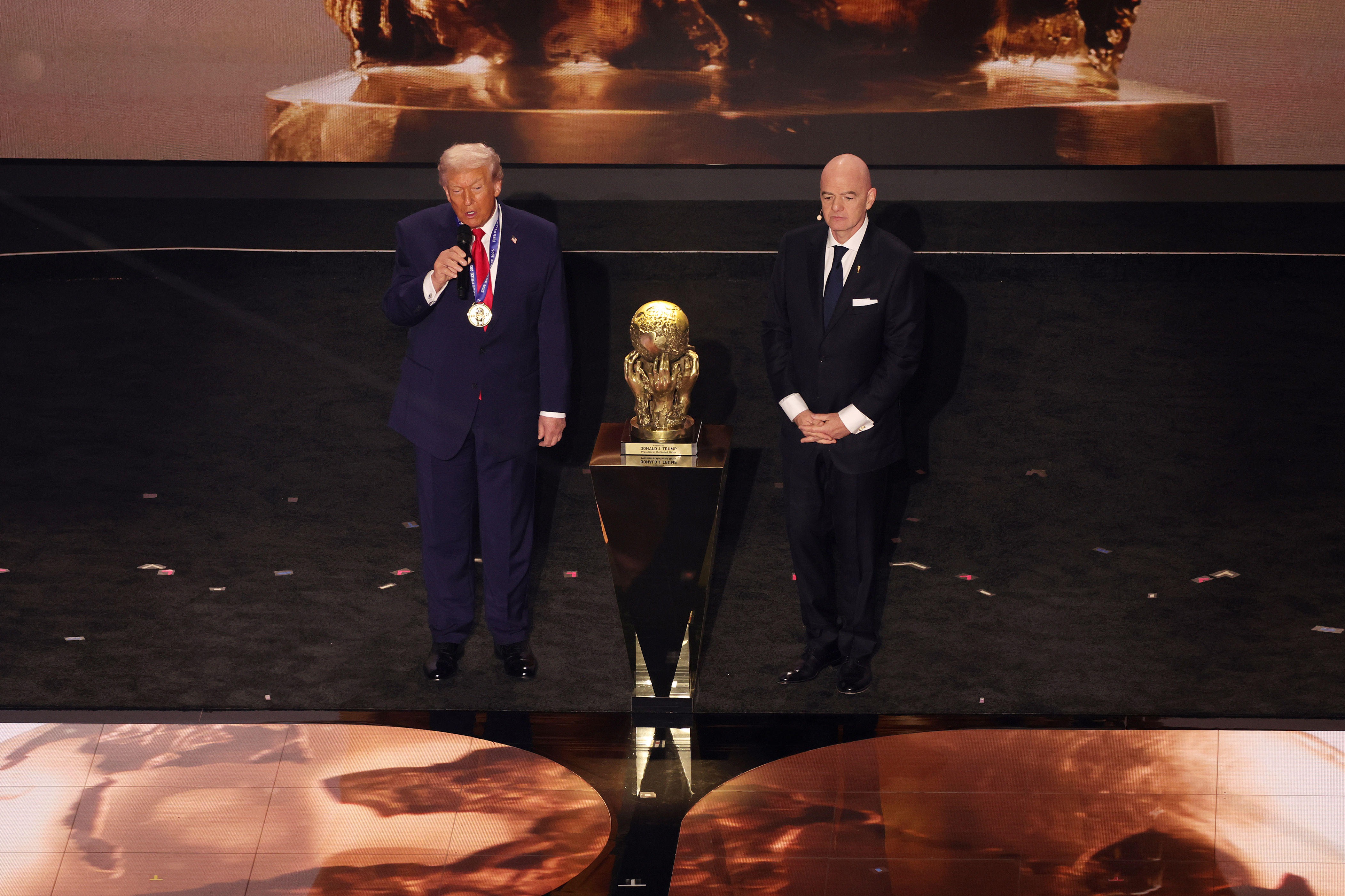 Trump zou torenhoge FIFA-prijzen voor WK-tickets zelf niet betalen