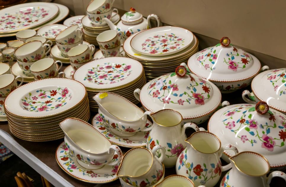 Don’t toss 8 vintage kitchen items that are worth a lot of money